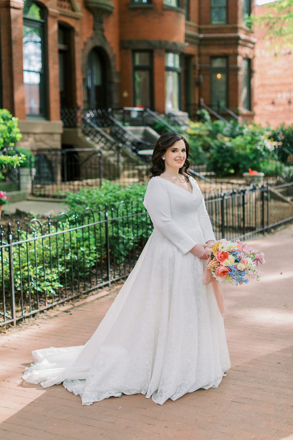 Floral-Inspired Fathom Gallery Wedding | Dantus & Co. Events